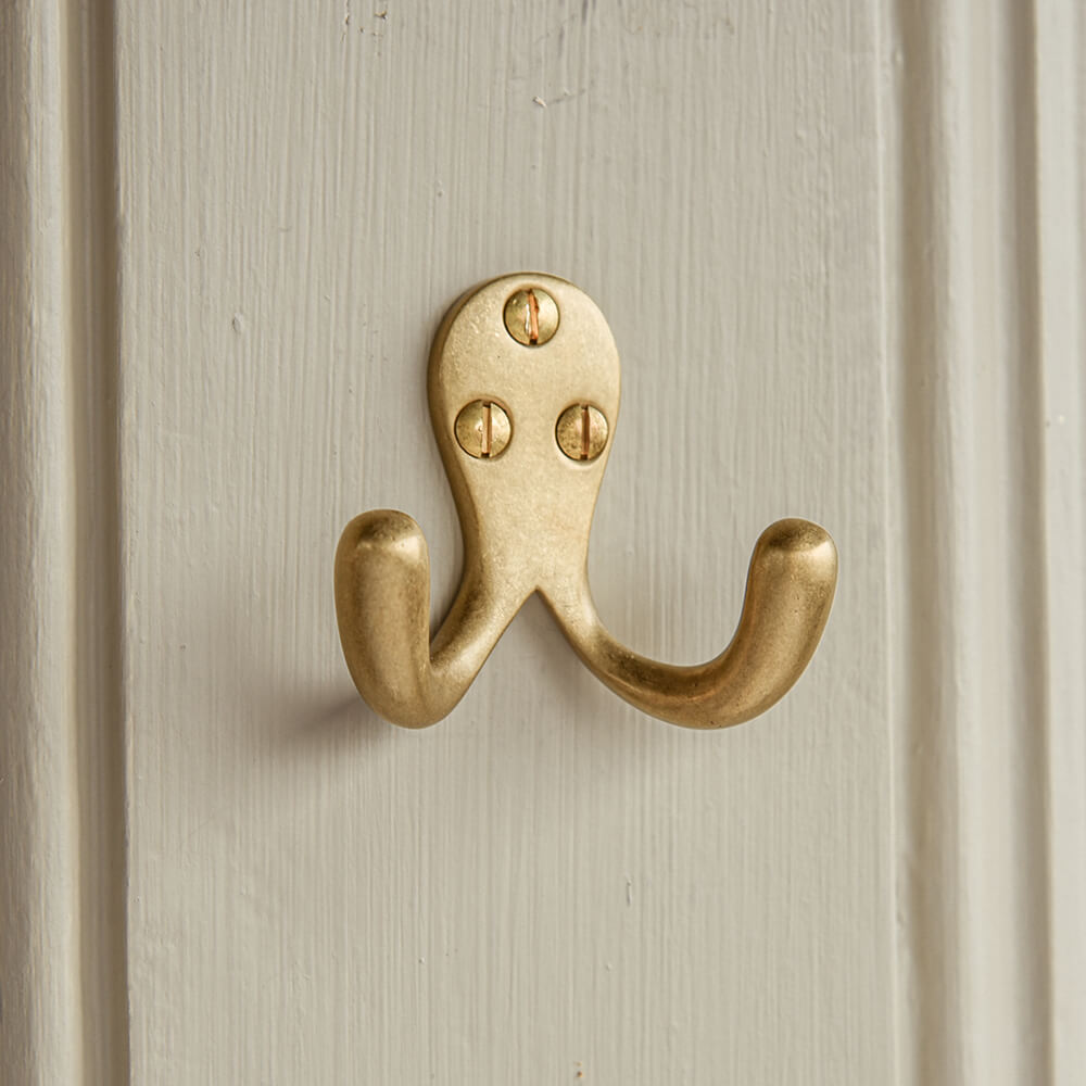 Wall coat hook - Wardrobe hook - Antique brass robe hook