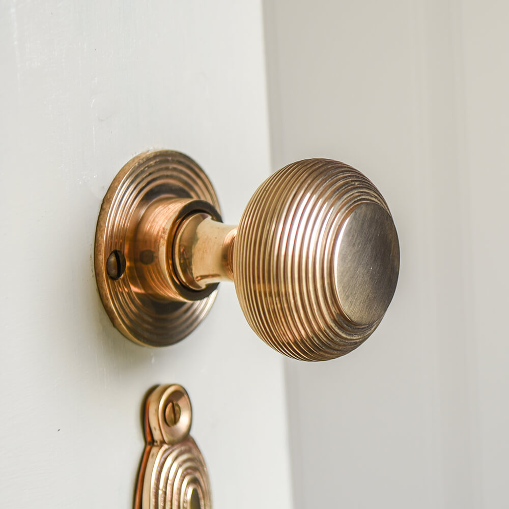 Beehive door knobs - Bronze door knobs - Reeded door handles