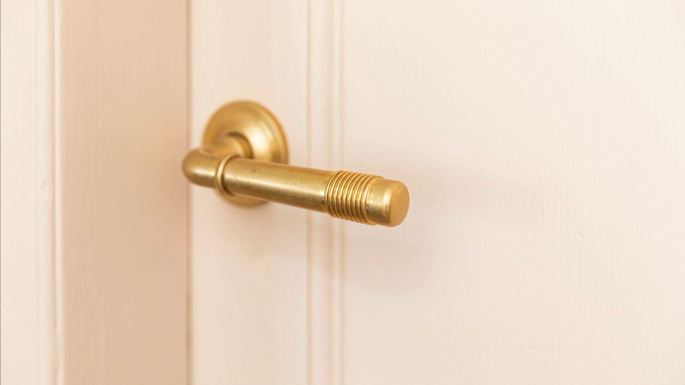 UK Made Ironmongery | Door Handles UK