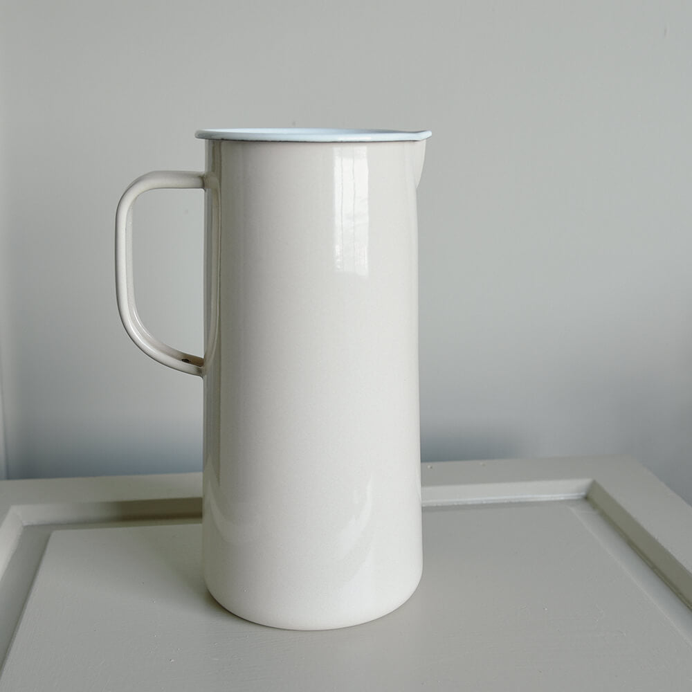 Enamel jug - Enamel jugs for flowers - Cream enamel jug