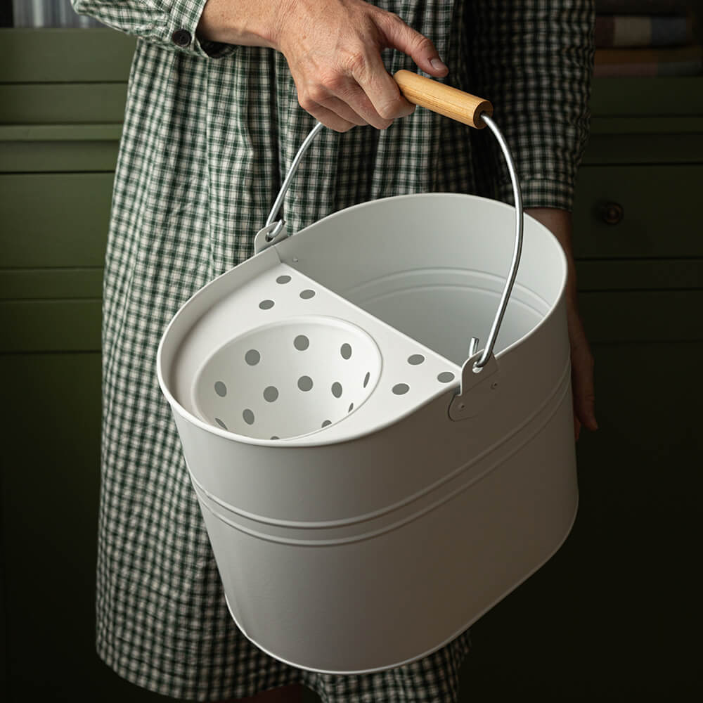 Metal mop bucket - Steel mop bucket - White mop bucket