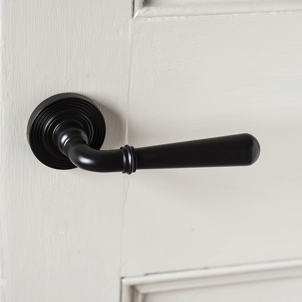 Lever handles - Lever on rose door handle - Black lever handles