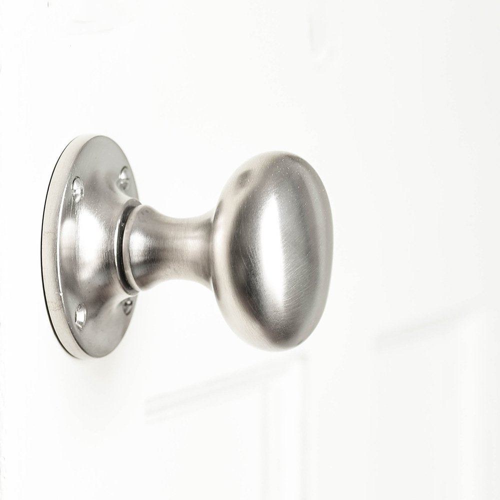 Brushed nickel door handles - Round door knobs